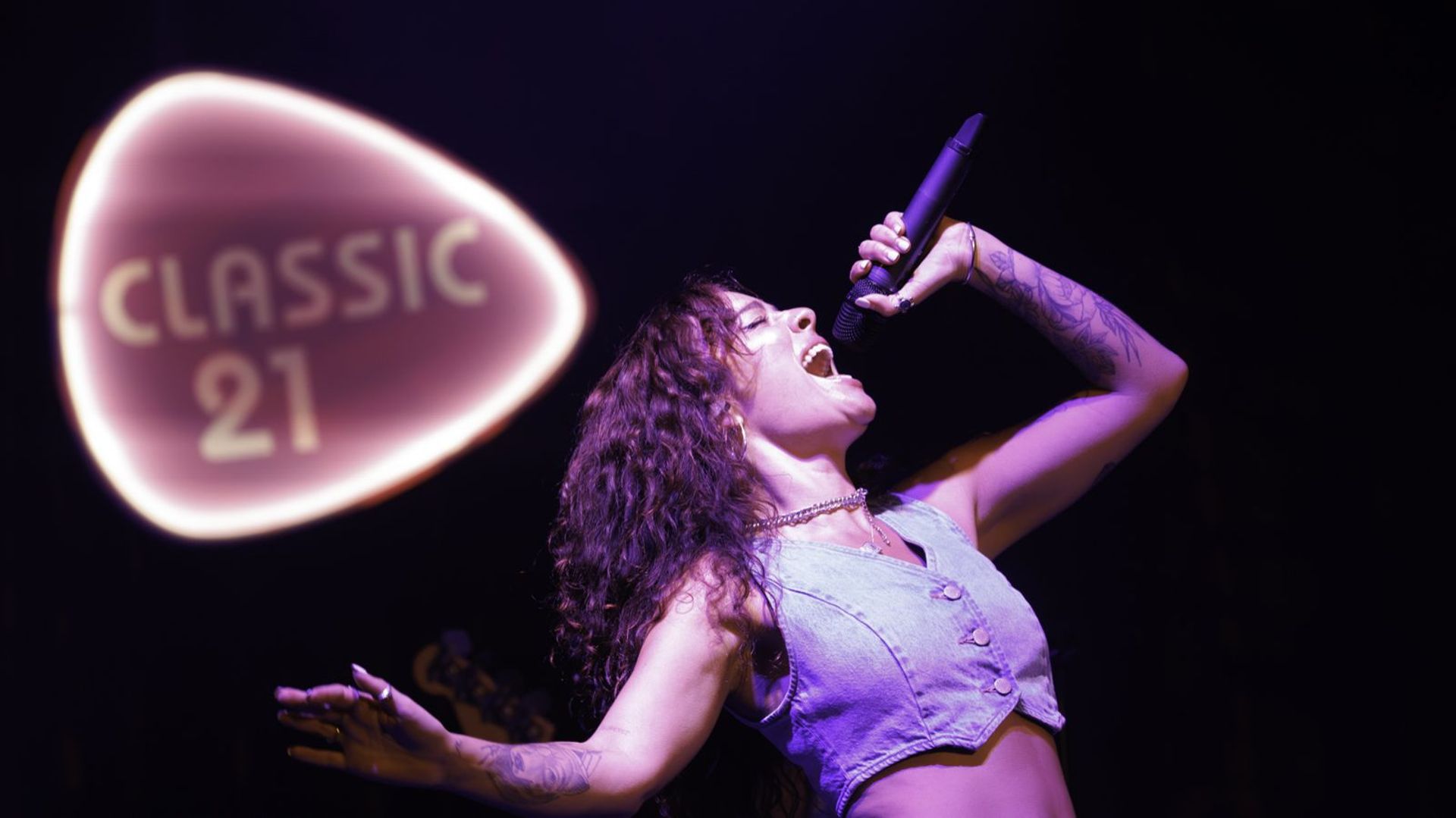 JJ Wilde dans les studios de Classic 21 : les photos du showcase - RTBF ...