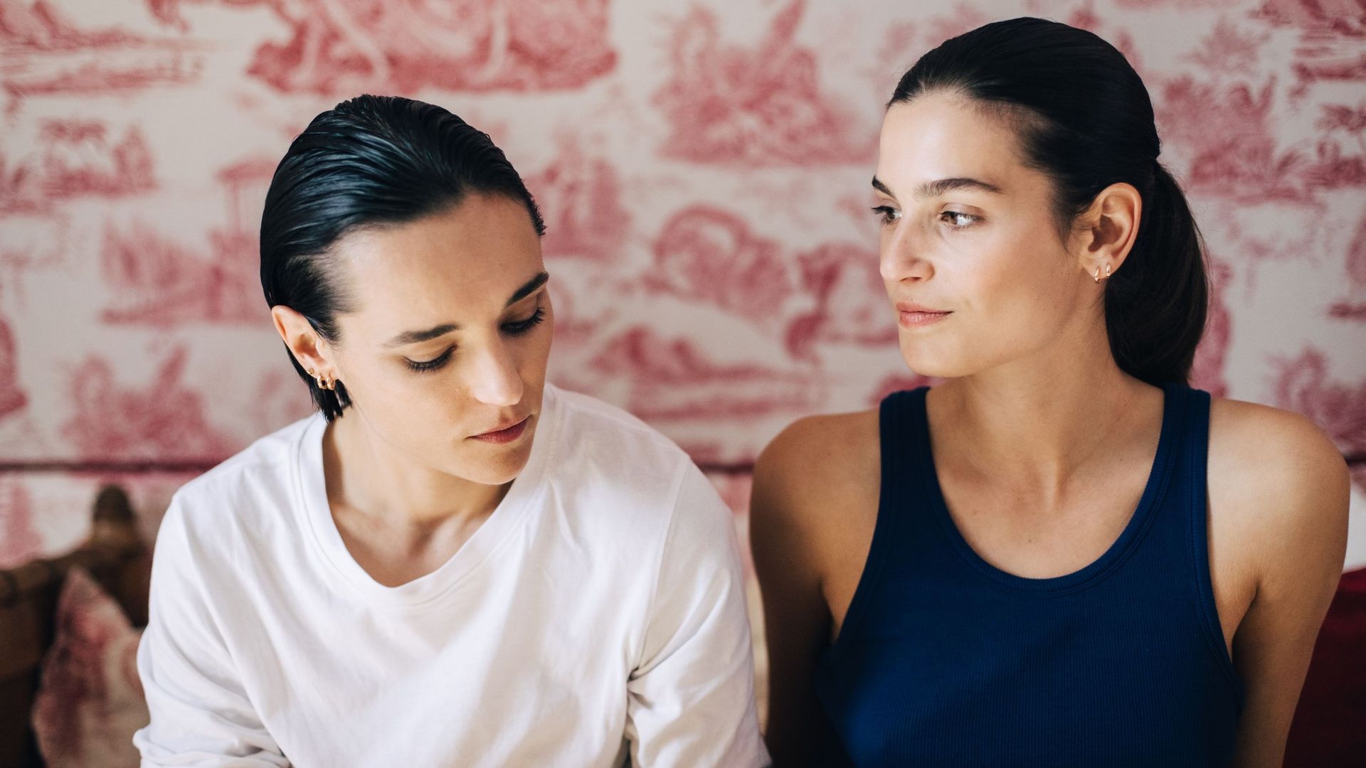 'Split', la série lesbienne et féministe d’Iris Brey à ne pas manquer ...