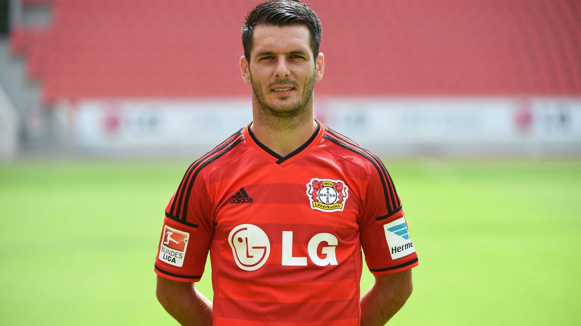 Emir Spahic prolonge d'un an à Leverkusen - RTBF Actus