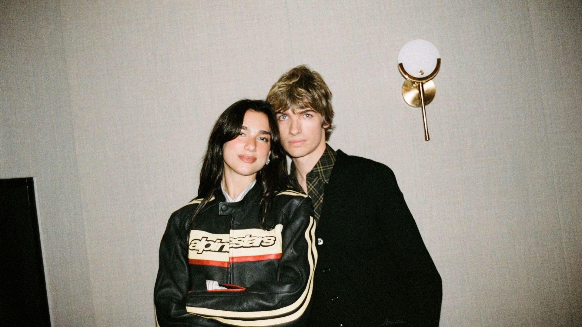 2 duos avec Pierre de Maere pour la 2e date belge de Dua Lipa - RTBF Actus