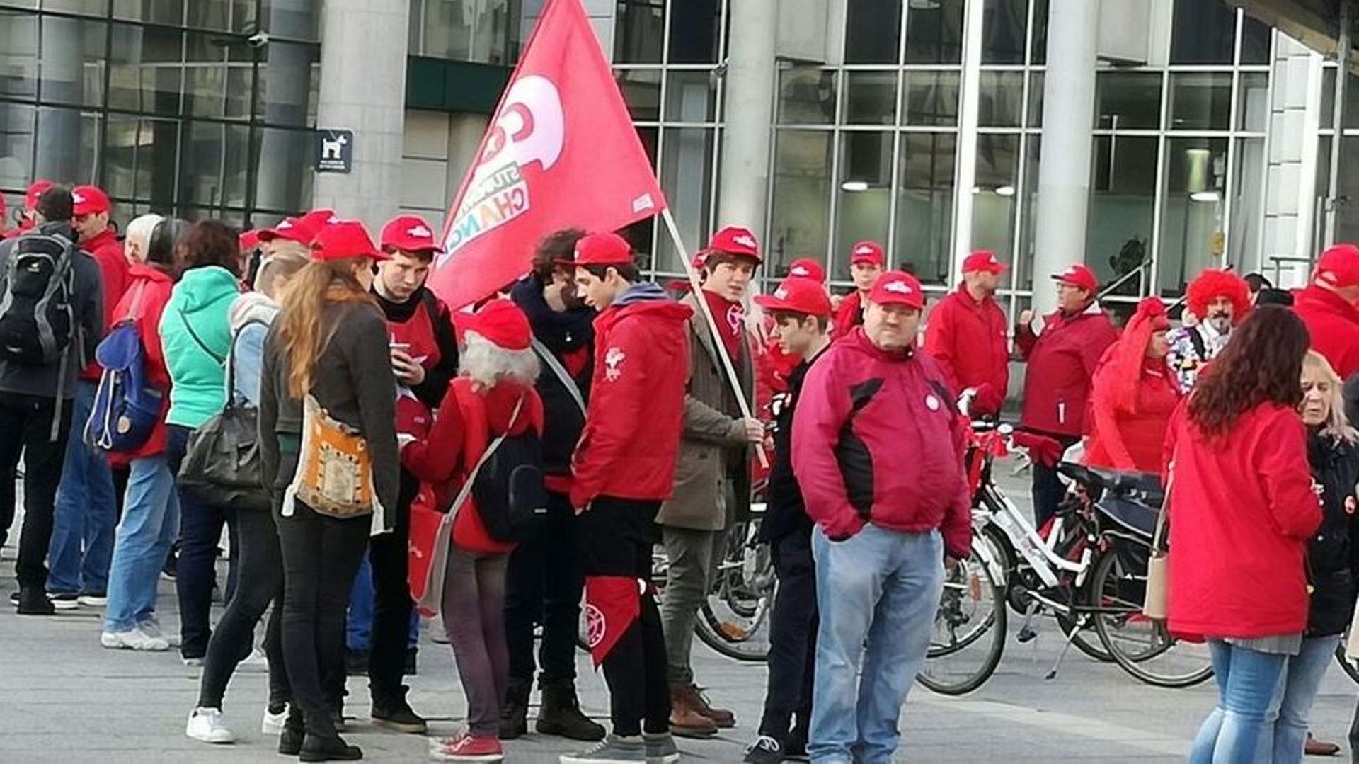 Pension et pénibilité des métiers: pourquoi la CGSP fait grève ce mardi ...