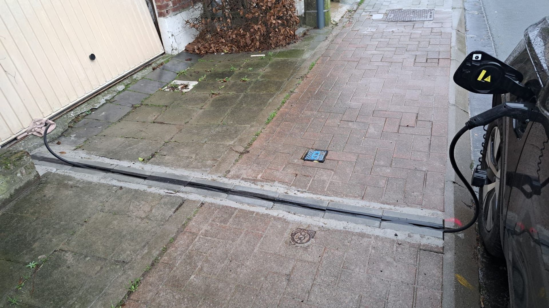 'Une première wallonne': dans cette commune, des câbles de recharges de ...