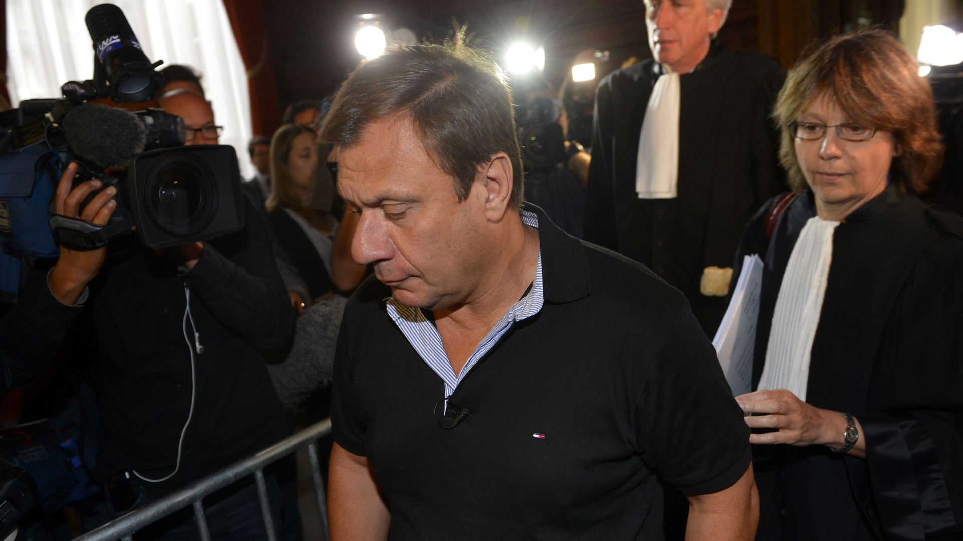 M. Martin et J.-D. Lejeune: la presse ne croit pas au hasard des fuites ...