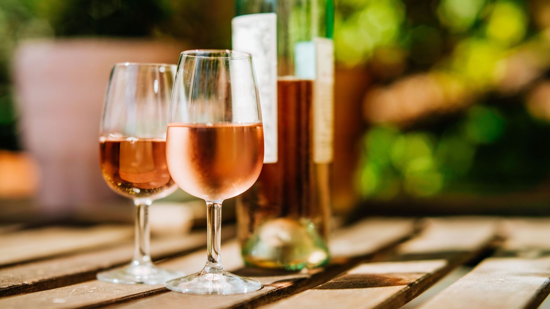 Le rosé : un vin plus complexe qu’il n’y paraît, loin du simple mélange ...