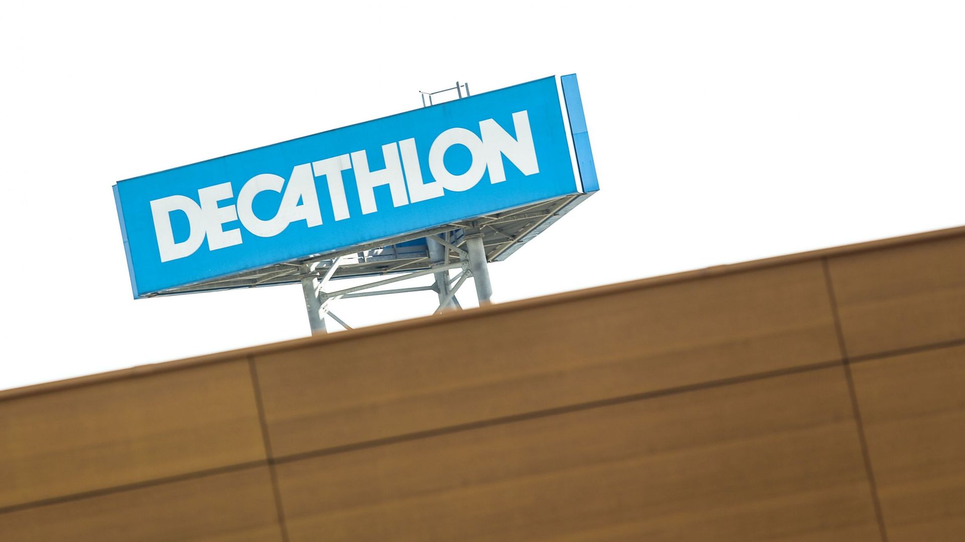 Grève au centre de distribution de Decathlon à Willebroek