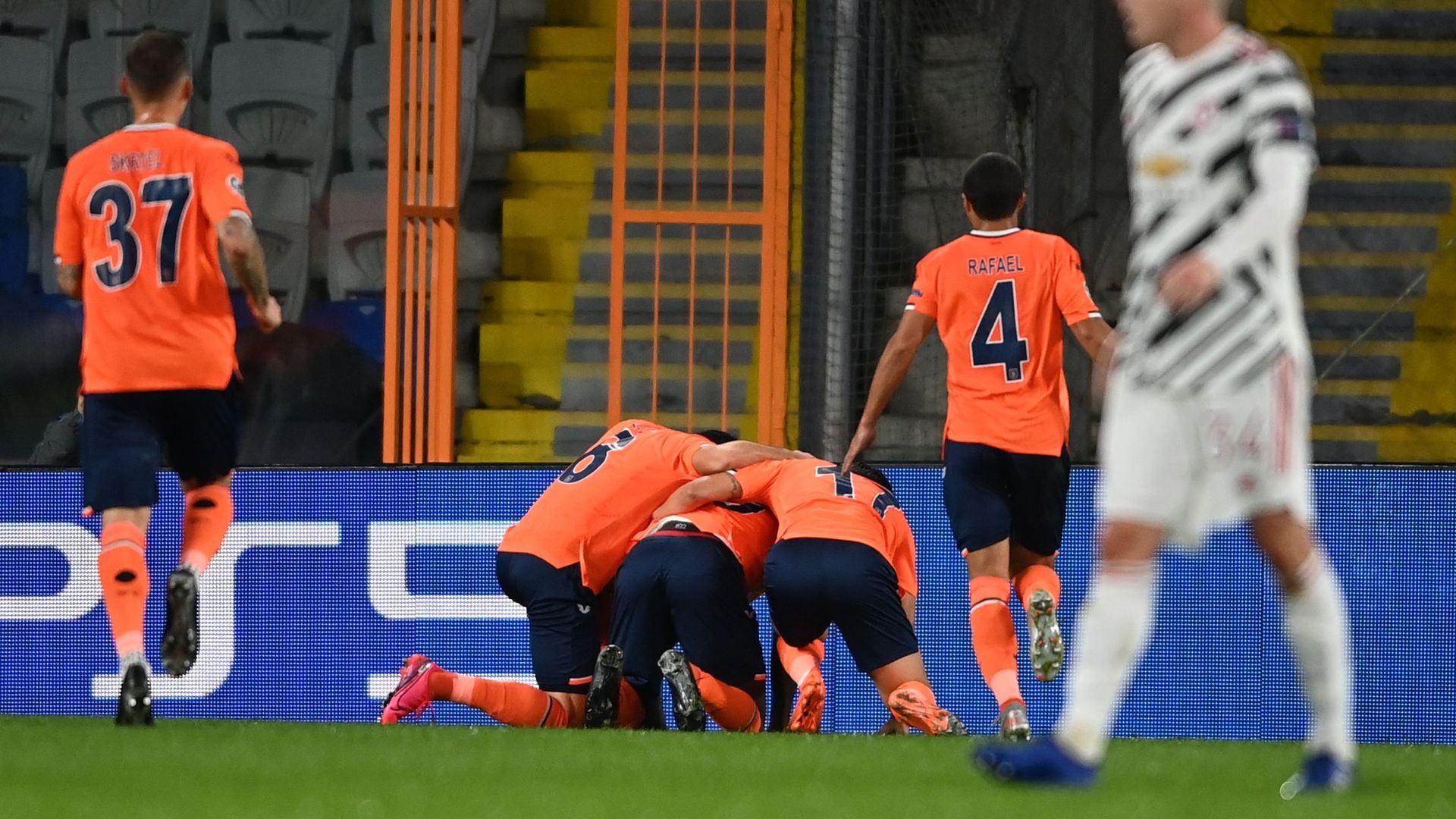 Champions League : Basaksehir s'offre le scalp de Manchester United ...
