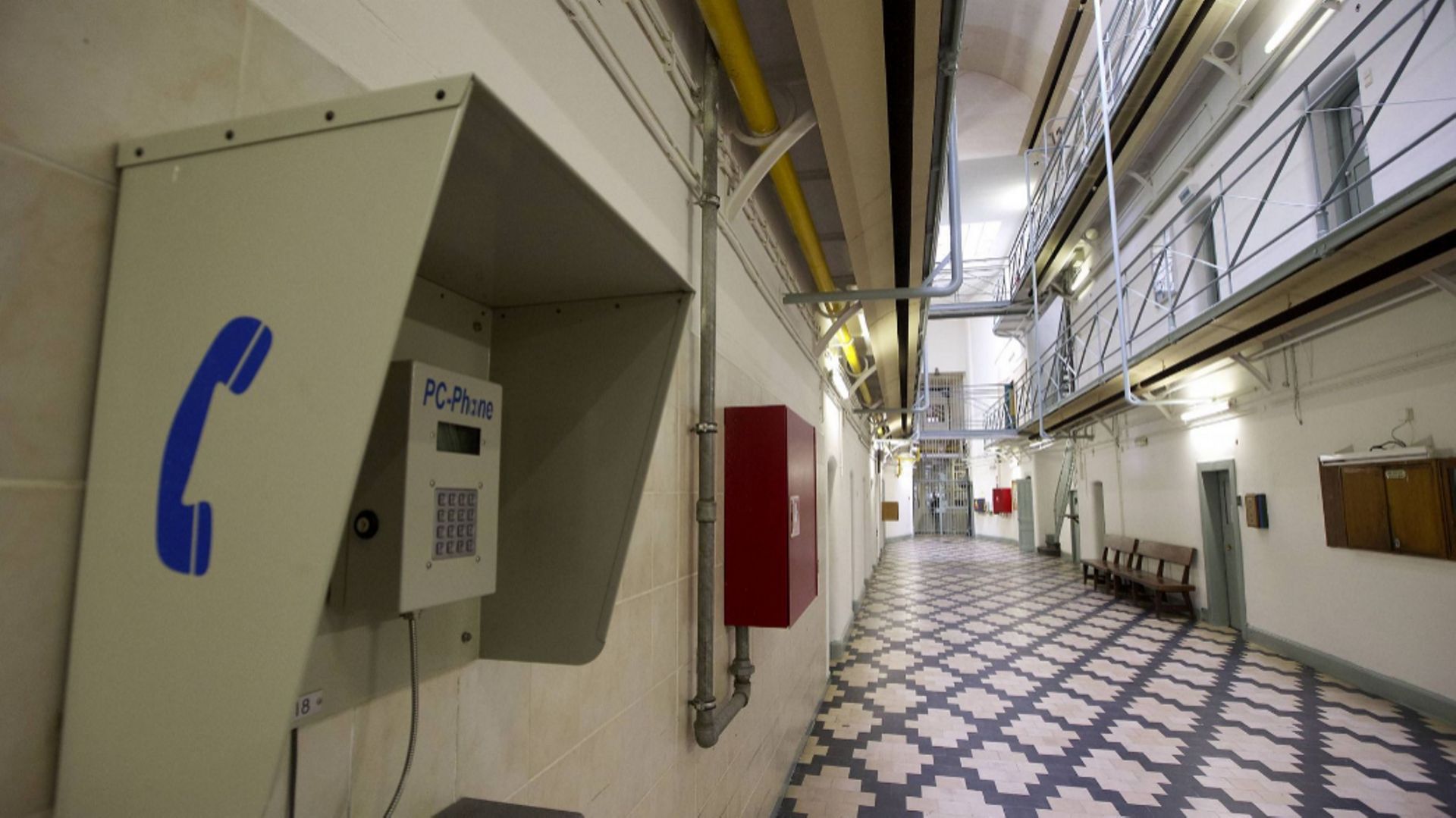 Numéro vert pour les détenus des prisons d'Ittre et de Nivelles : 'une ...