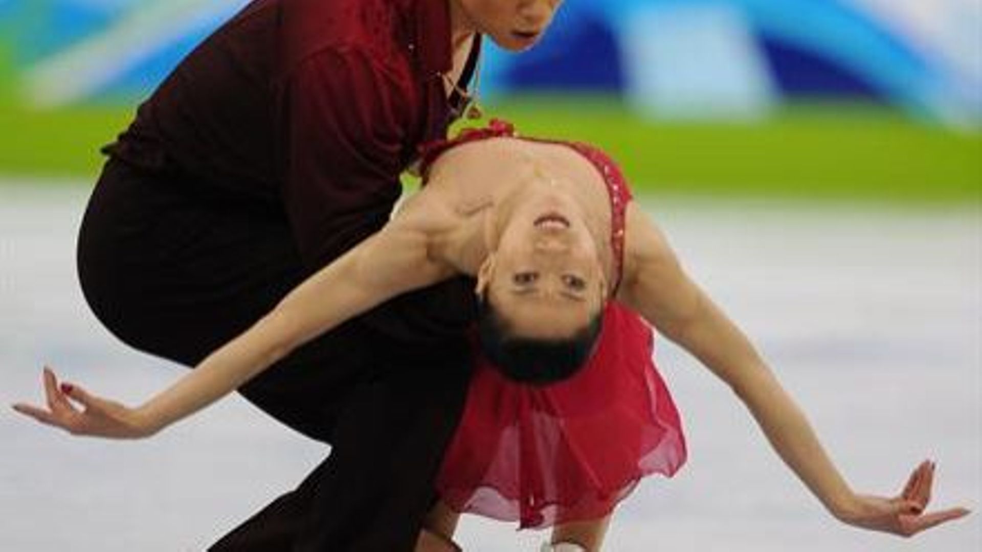 Le titre aux Chinois Shen Xue et Zhao Hongbo - RTBF Actus