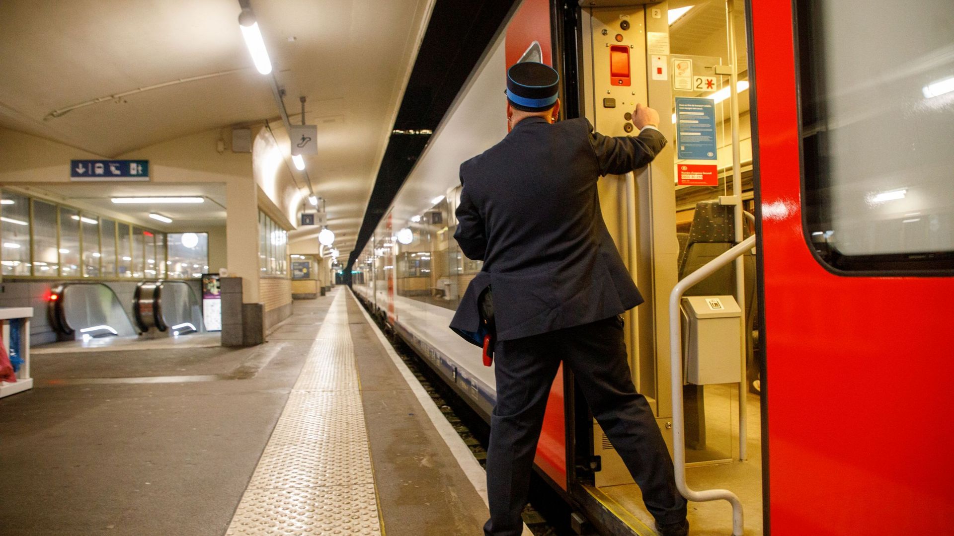 Grève sur le rail : le service alternatif 'fonctionne comme prévu ...