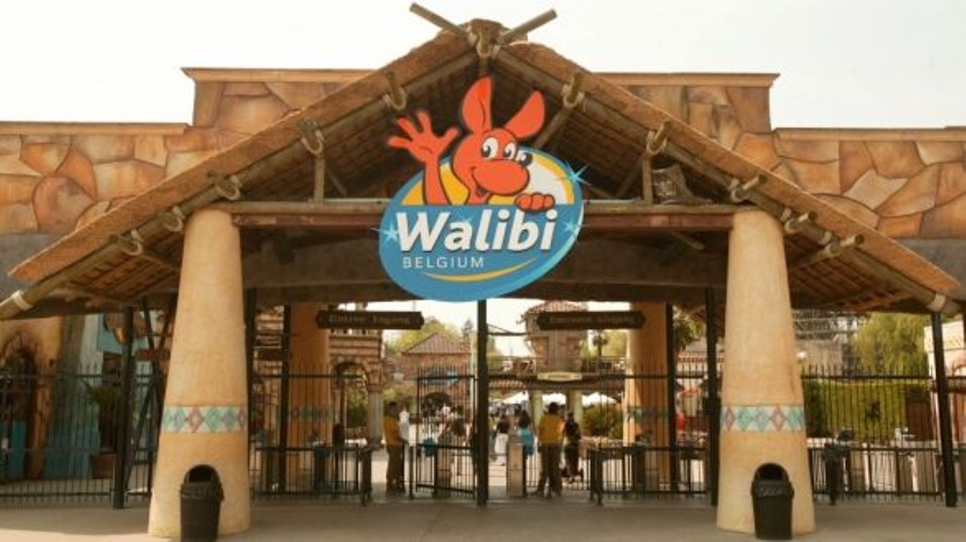 Walibi: complet ce week-end - RTBF Actus