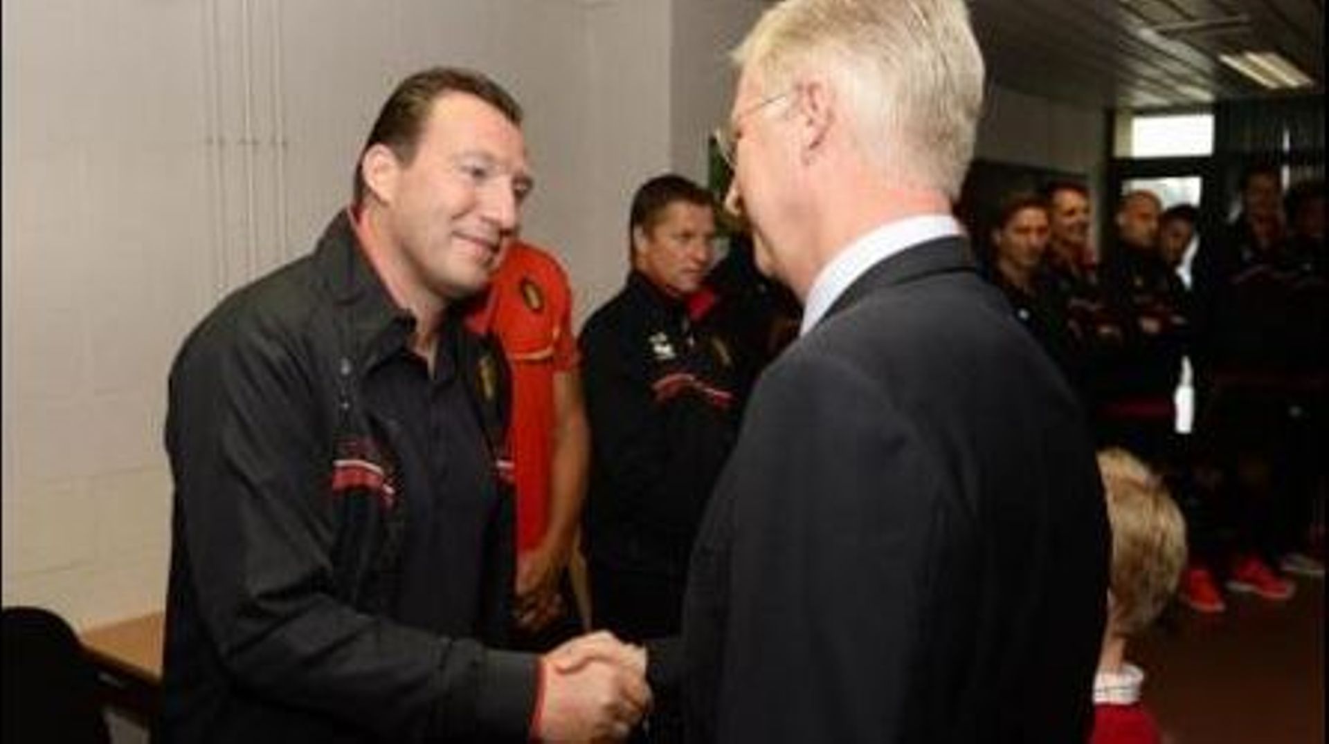 Le Roi Philippe appelle Marc Wilmots pour féliciter les Diables - RTBF ...