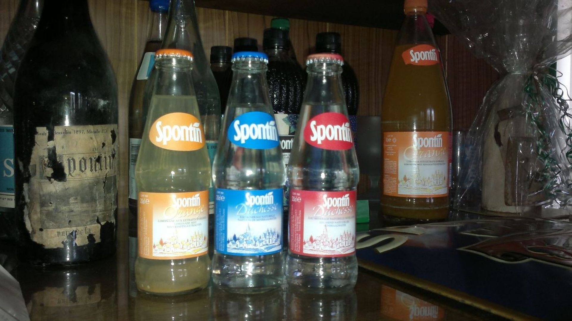 L'eau de Spontin à nouveau commercialisée ? - RTBF Actus