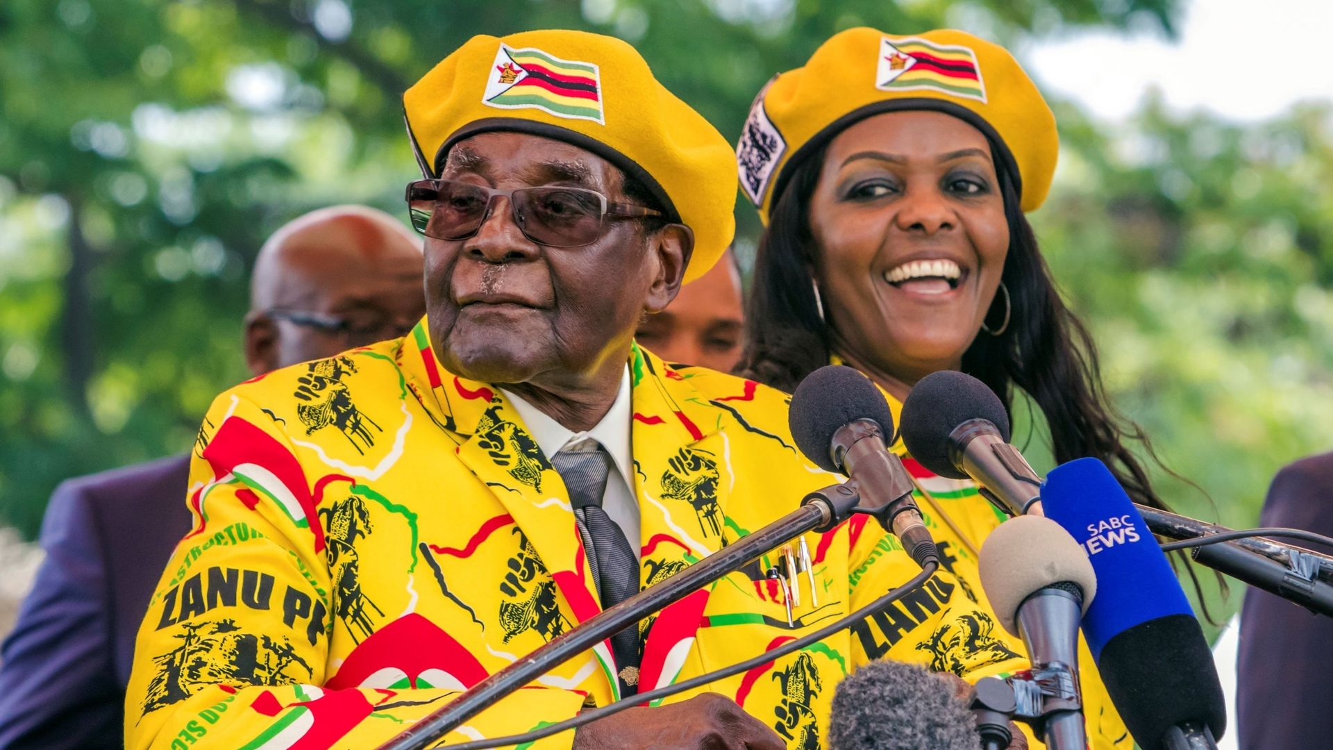 Zimbabwe: Robert Mugabe, portrait d'un président qui s'accroche au ...