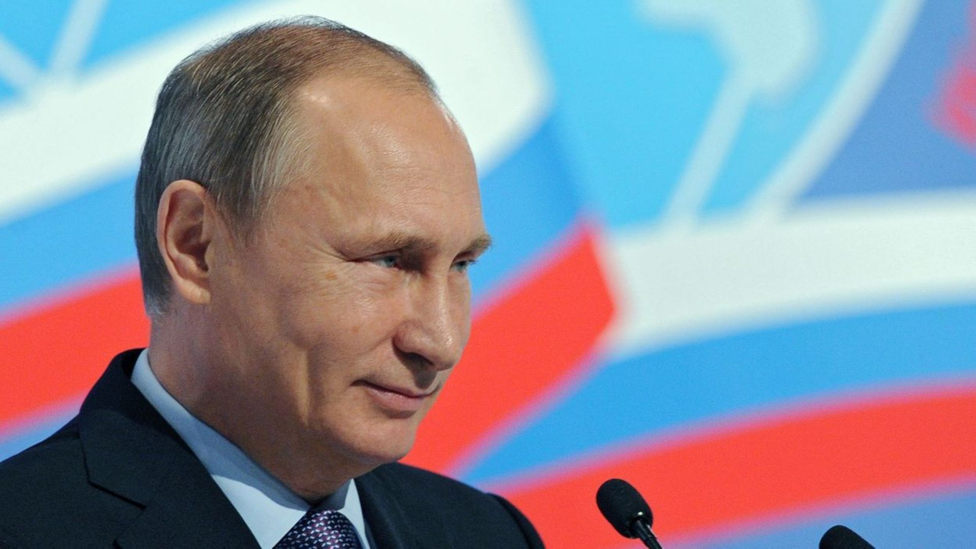 Poutine souhaite que la Russie puisse participer aux compétitions sous ...