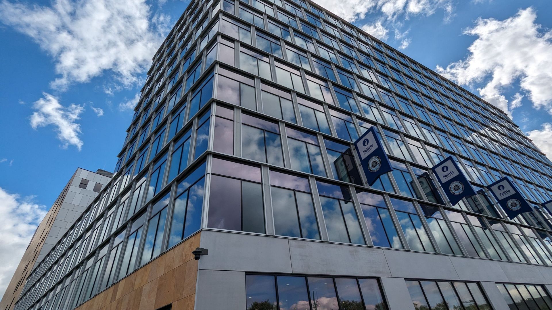 L’ombre de Pablo Escobar plane encore sur le tourisme colombien - RTBF ...