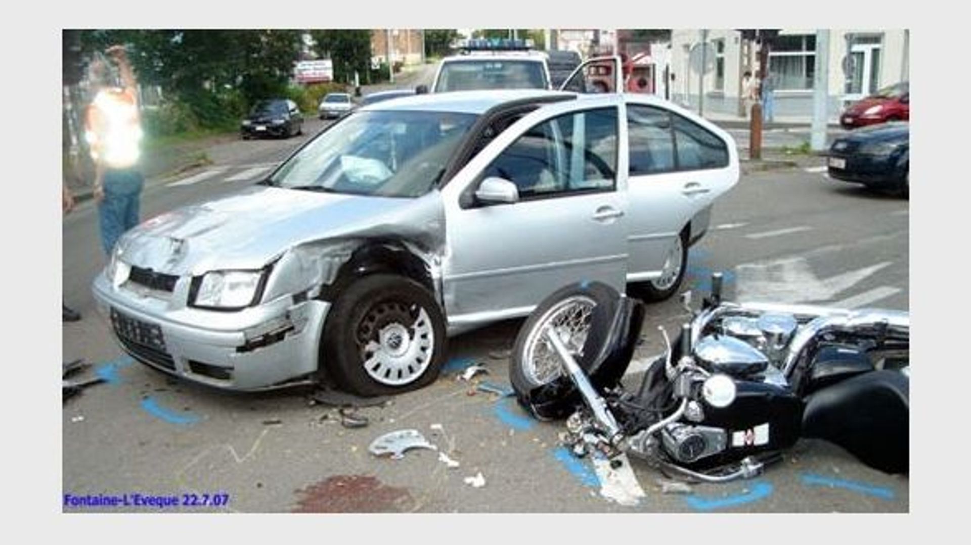 Accidents de la route : toujours plus de motos impliquées - RTBF Actus