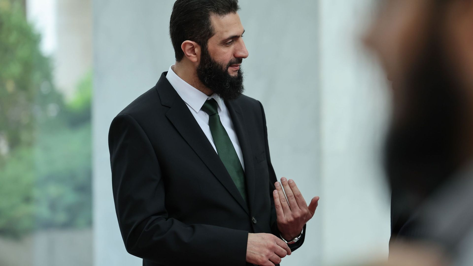 Qui est Abou Mohammad al-Jolani, le chef de la coalition rebelle qui a renversé Bachar al-Assad ...