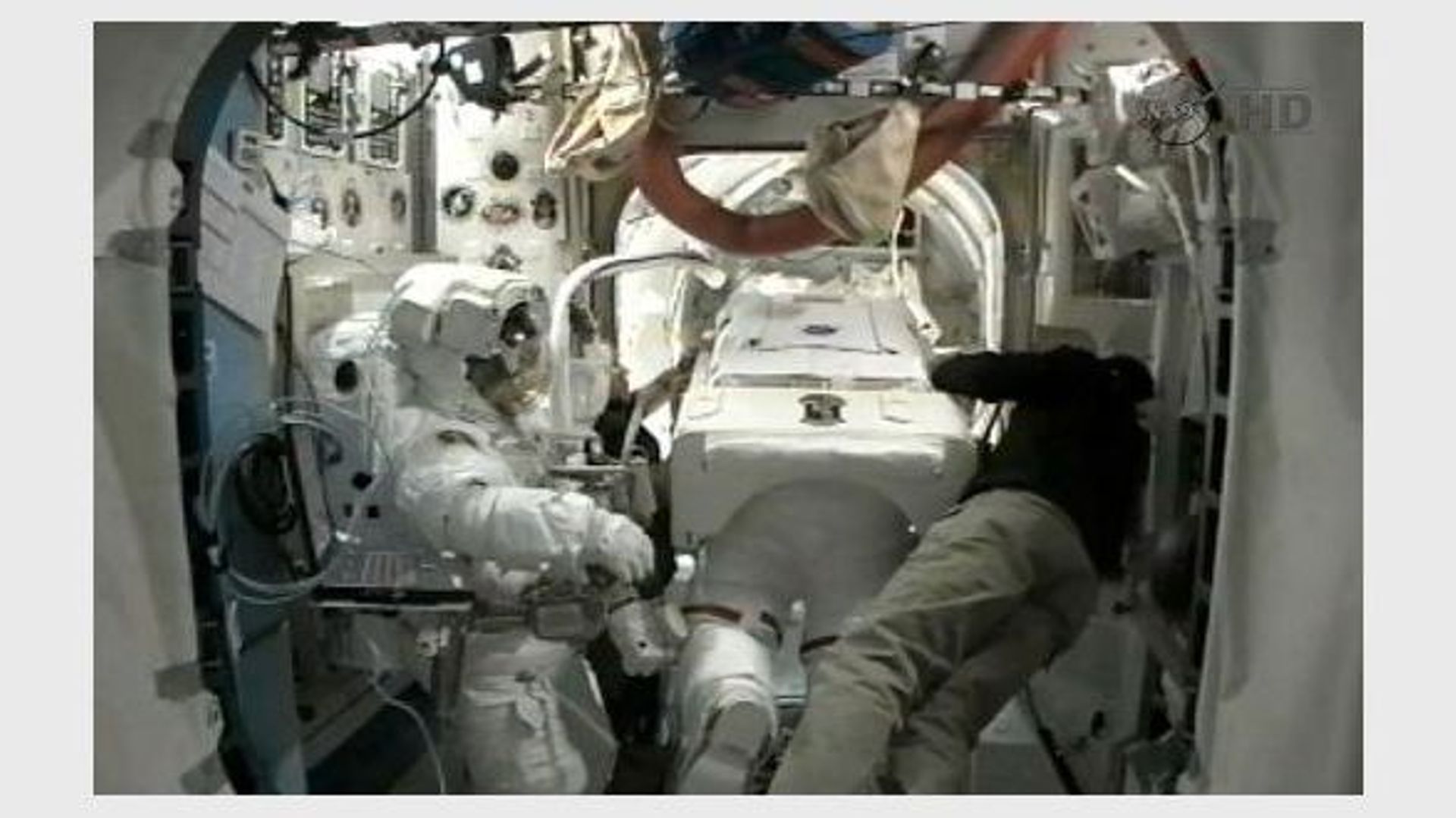 La Russie répare le câble et rétablit le contact avec l'ISS - RTBF Actus