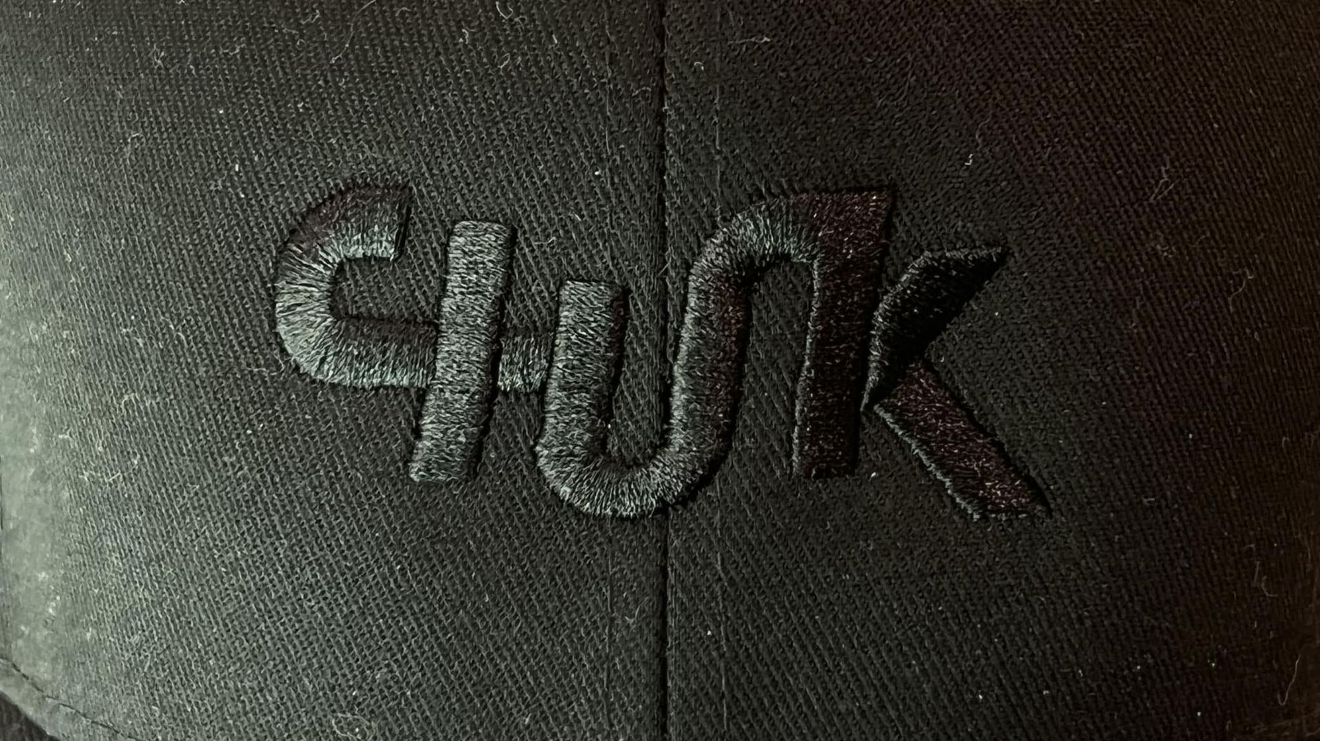 The Chuck, le duo d’un un artiste multidisciplinaire… - RTBF Actus