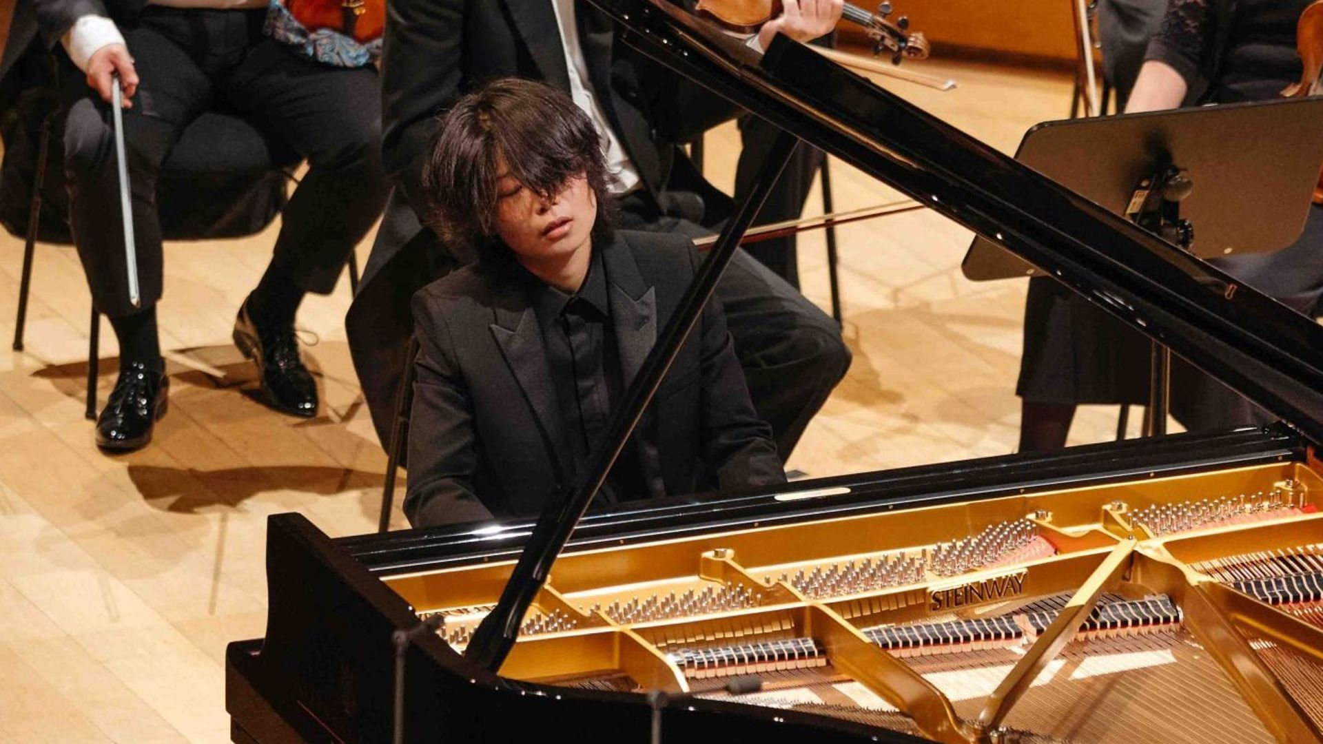 Concours Reine Elisabeth 2025 : Valère Burnon est élu Prix Musiq3 du ...