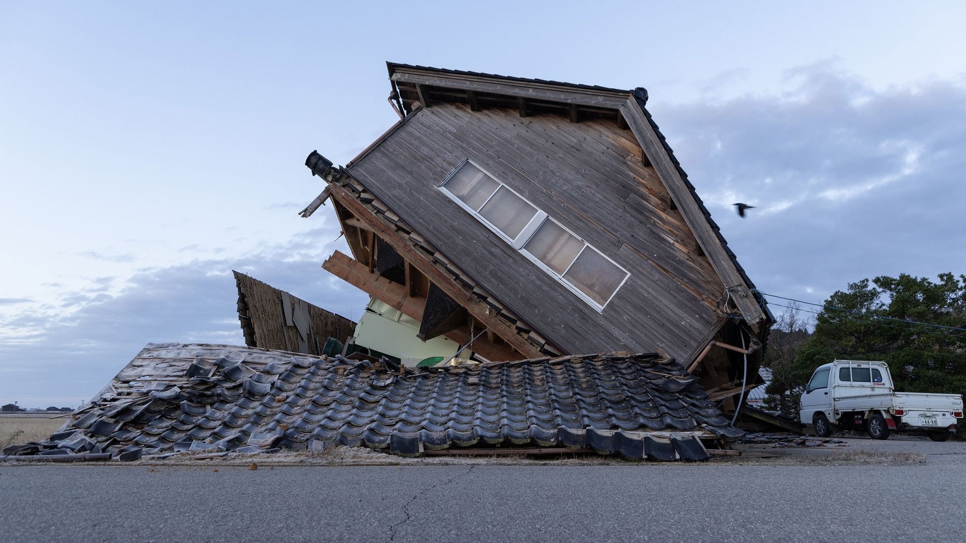 Séismes au Japon : pourquoi la terre tremble-t-elle au pays du soleil levant ? - RTBF Actus