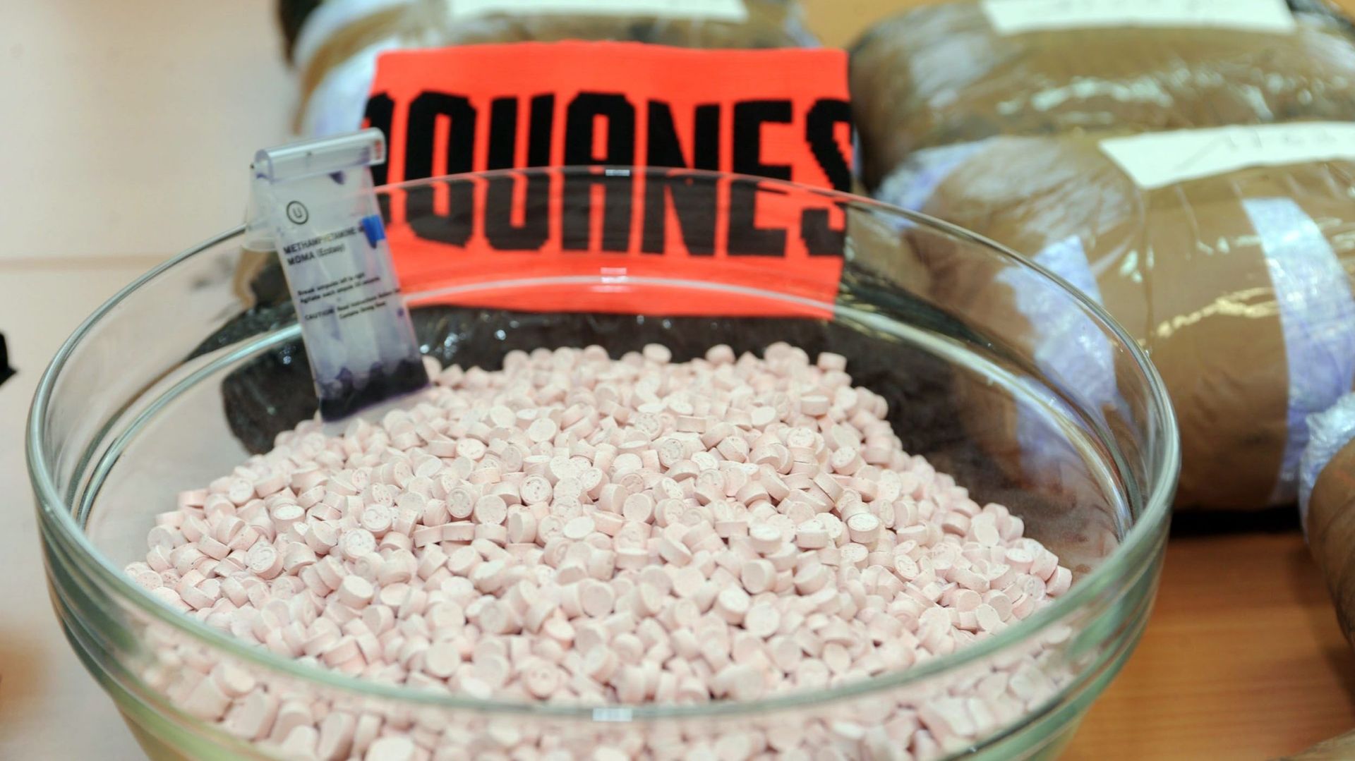 La vente de drogue synthétique augmente en Belgique - RTBF Actus