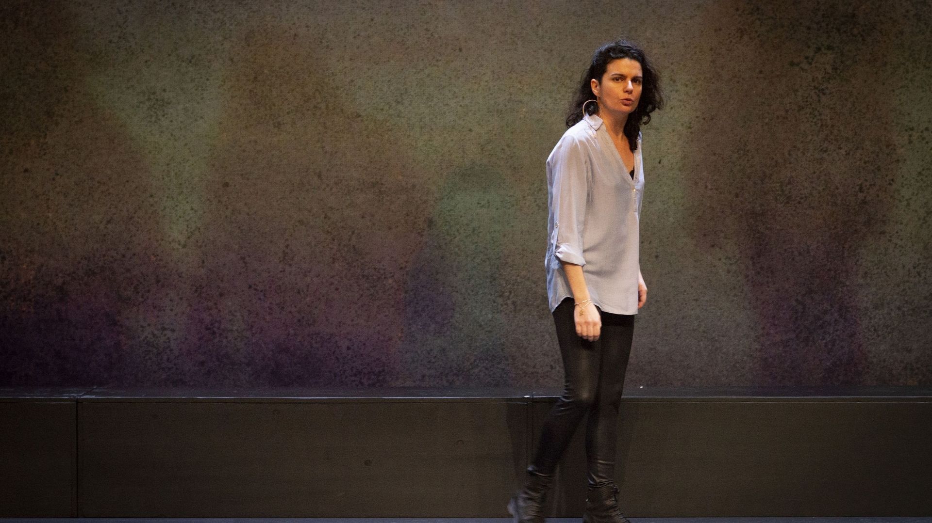 'Je ne haïrai pas' vertigineux plaidoyer pour la paix au Théâtre de ...