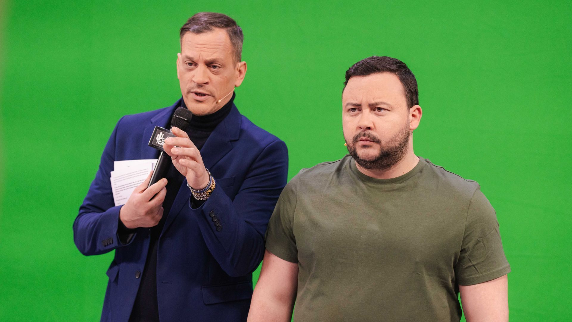 Carla Bruni, sosie de Kevin De Bruyne, chasse à l’homme au palais de Justice : découvrez les ...