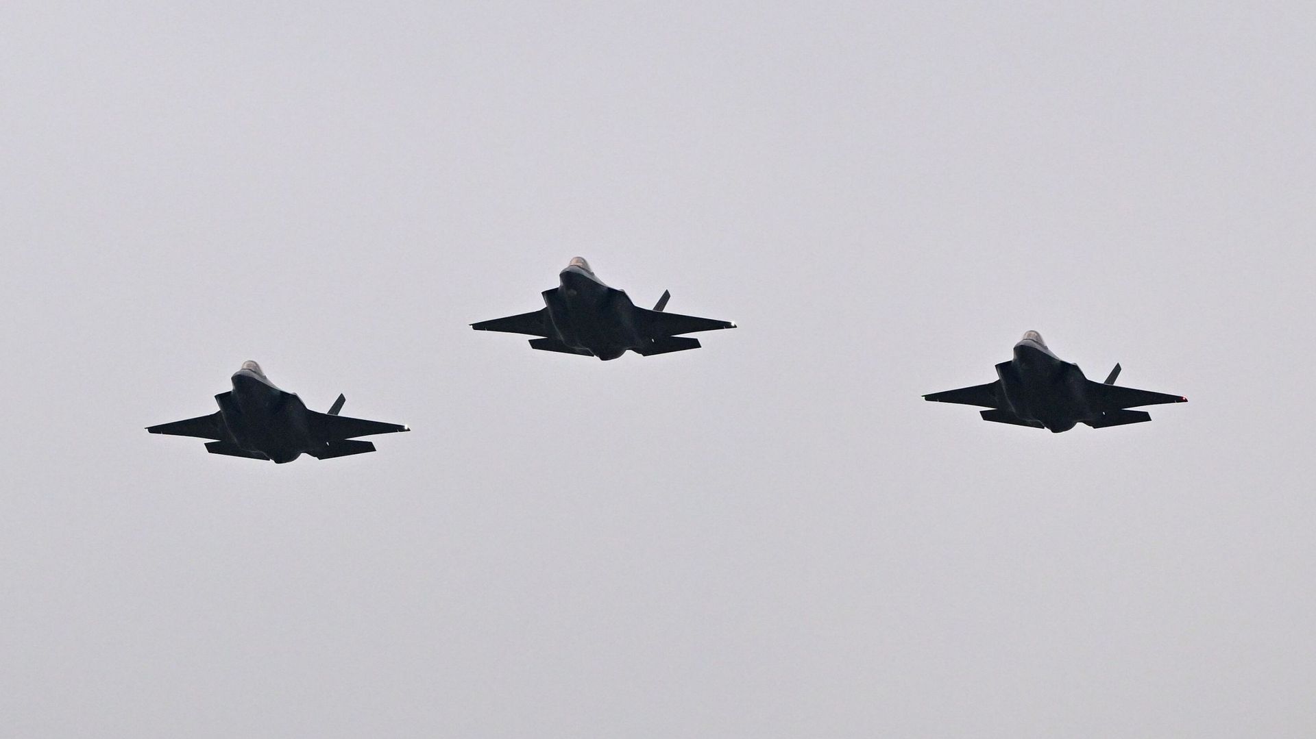 Les trois premiers F-35 belges (au lieu de quatre) ont atterri sur la ...