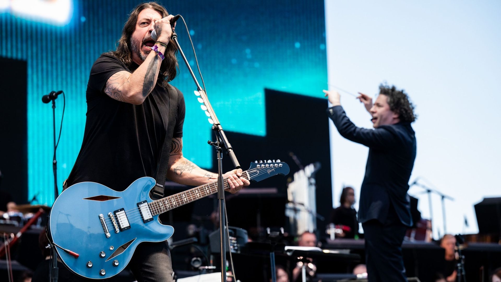 Les Foo Fighters font leur retour sur scène au Grand Prix de F1 de ...