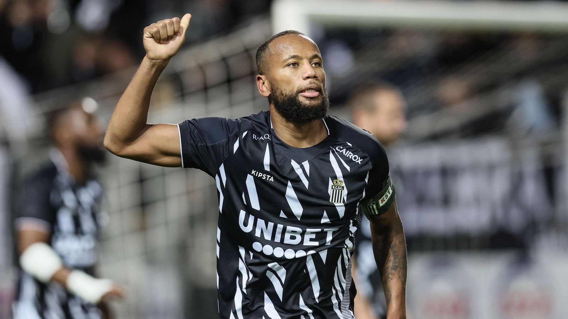 Felice Mazzu smiles again: Charleroi takes on Antwerp at the end of a ...