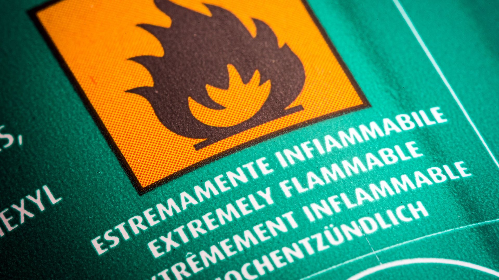De nouveaux pictogrammes pour les produits dangereux - RTBF Actus