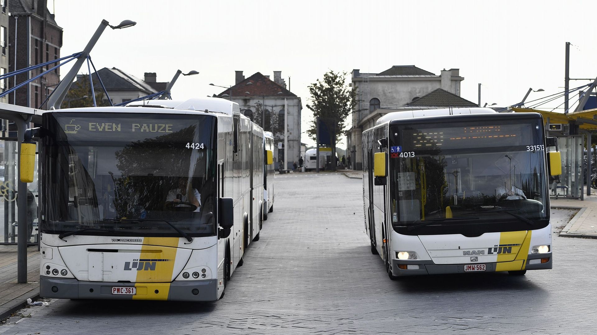 Grève chez De Lijn: le trafic des bus fortement perturbé dans le ...