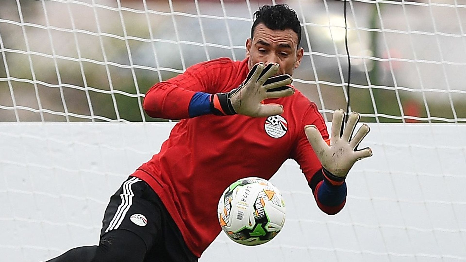 A 44 ans, El-Hadary devient le joueur le plus âgé à jouer la CAN - RTBF Actus