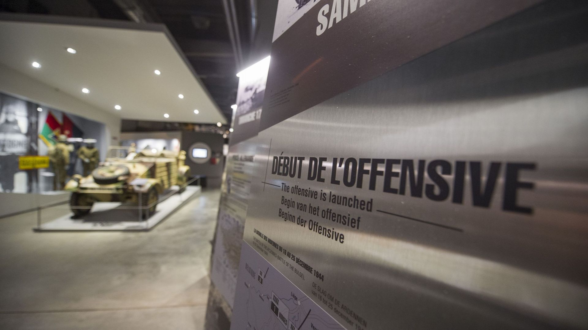 A la rencontre de Patrick Hilgers, guide et propriétaire de 6000 objets ...