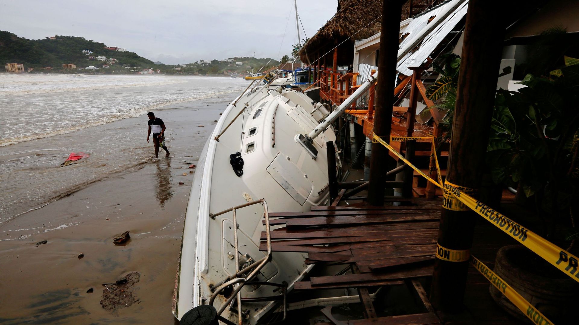 Après avoir fait 27 morts en Amérique Centrale, Nate, devenue ouragan ...