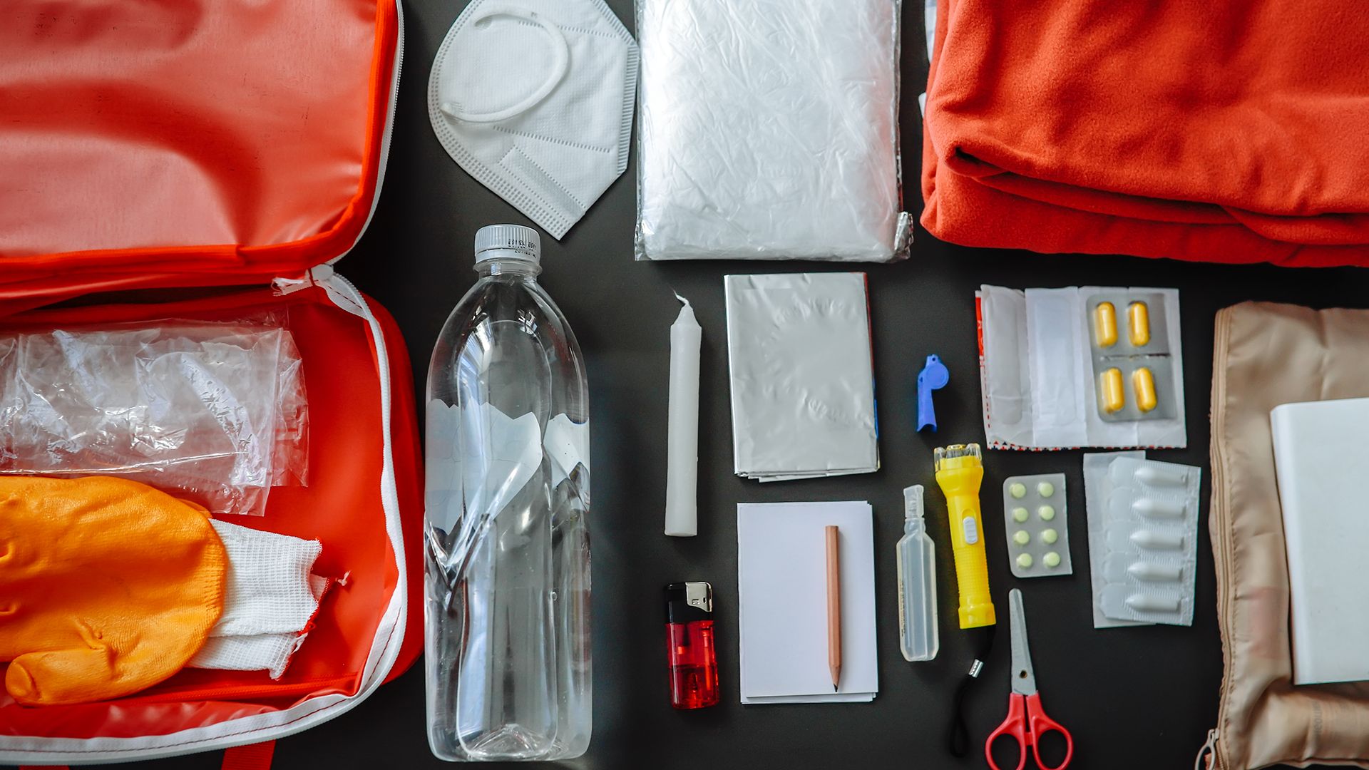 Débat : l'Europe vous demande de constituer un kit de survie de 72h, allez-vous vite stocker de ...