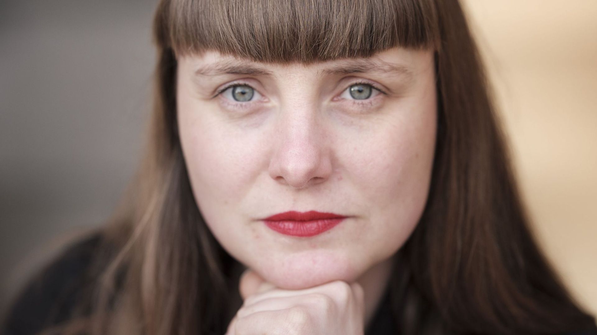 Face aux taxes américaines sur l'alcool, la philosophe Camille Moreau ...