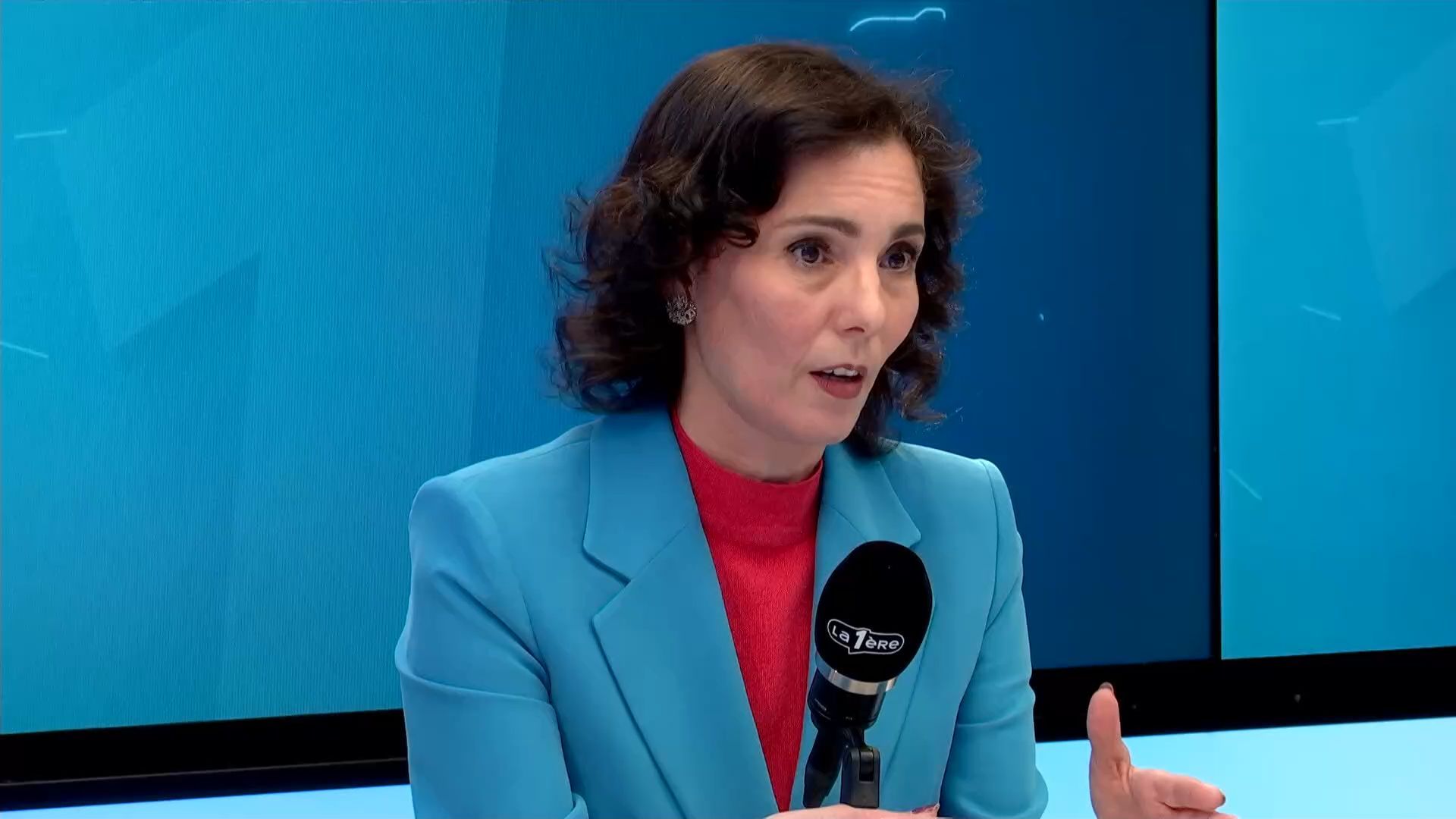 En visite à la frontière du Darfour (Soudan), Hadja Lahbib confirme la ...