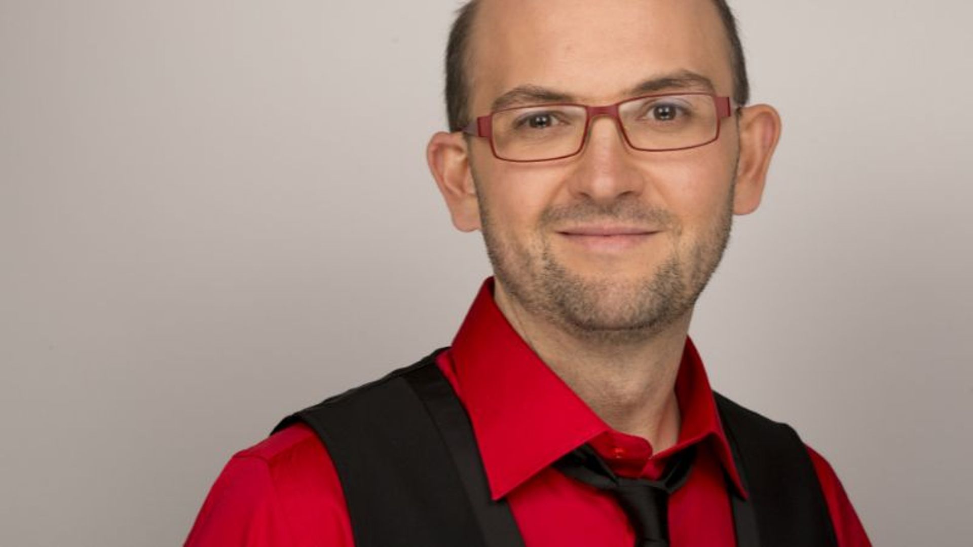 Nick Rodwell, l'homme derrière l'affaire. - RTBF Actus