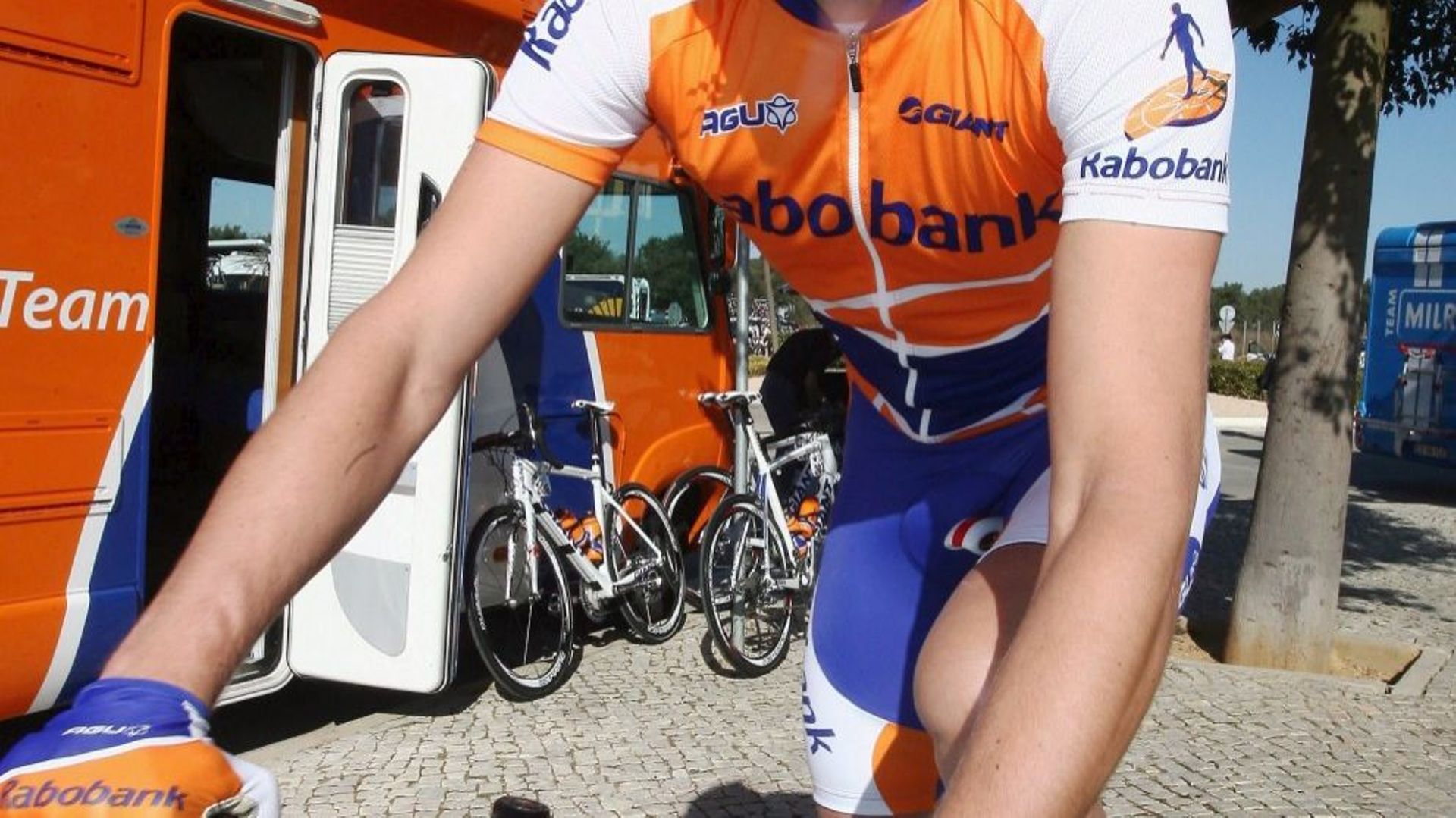 Victoire de Theo Bos toujours leader - RTBF Actus