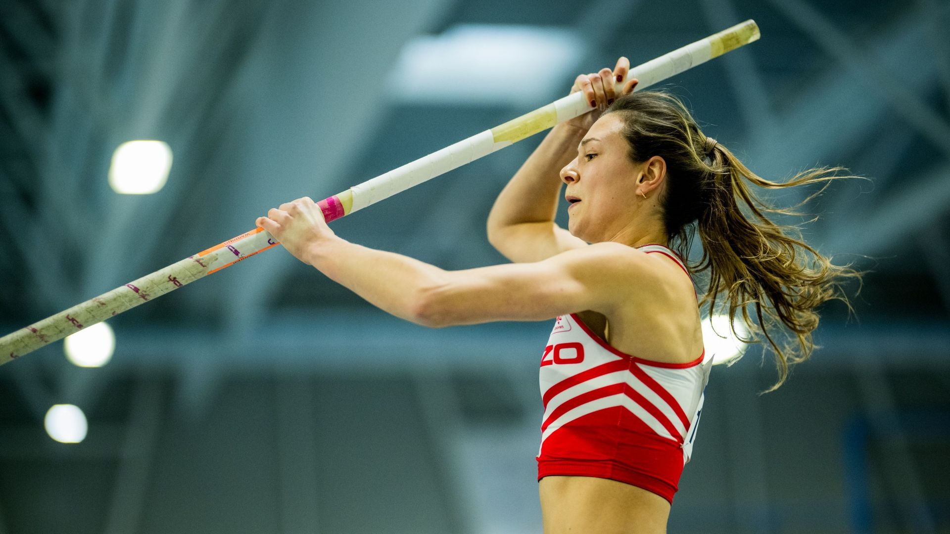 Elien Vekemans améliore son record de Belgique à la perche et se ...