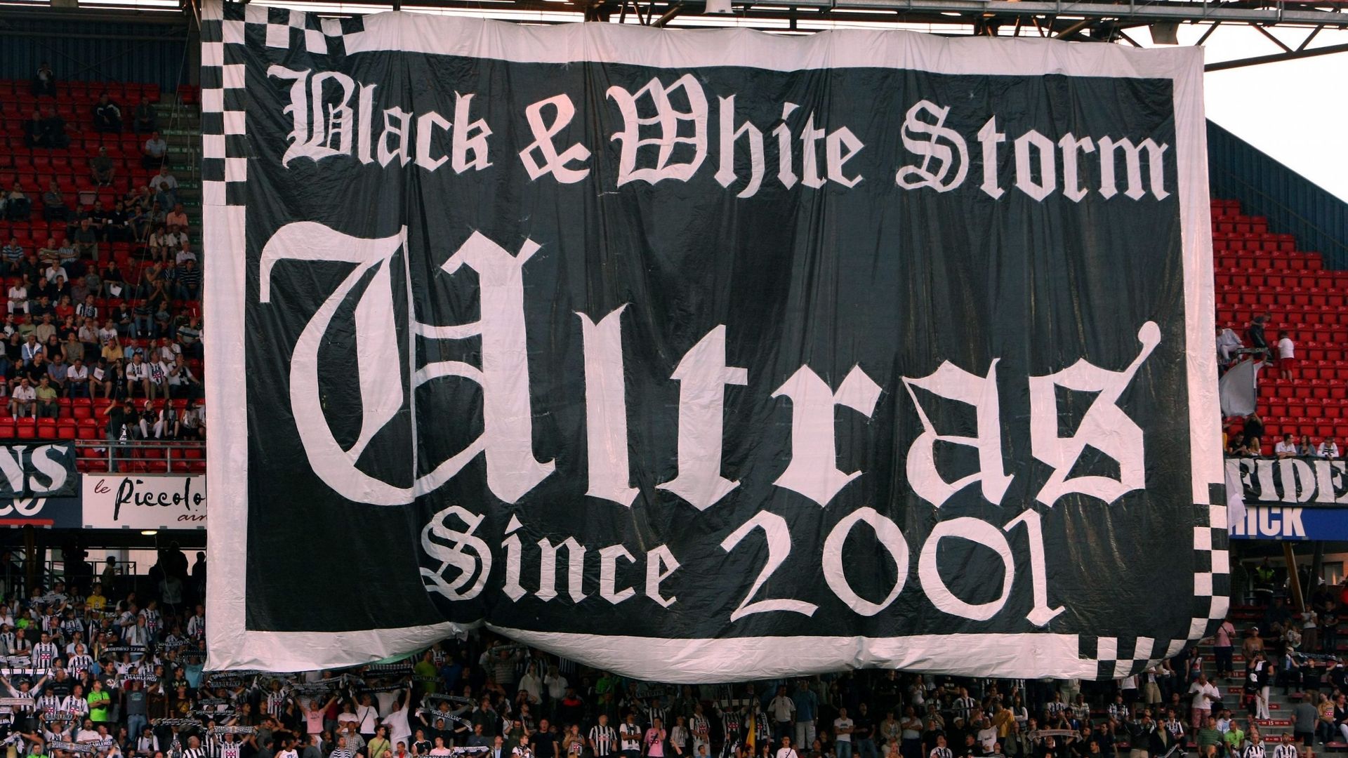 Un responsable des Storm Ultras : 'Charleroi est devenu un système ...