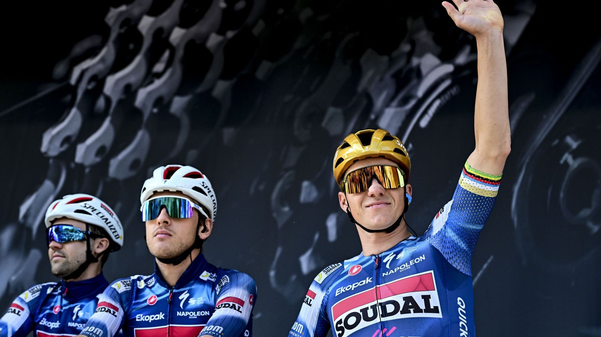 Paresthésie : que faire quand on a des picotements dans les pieds et à ...