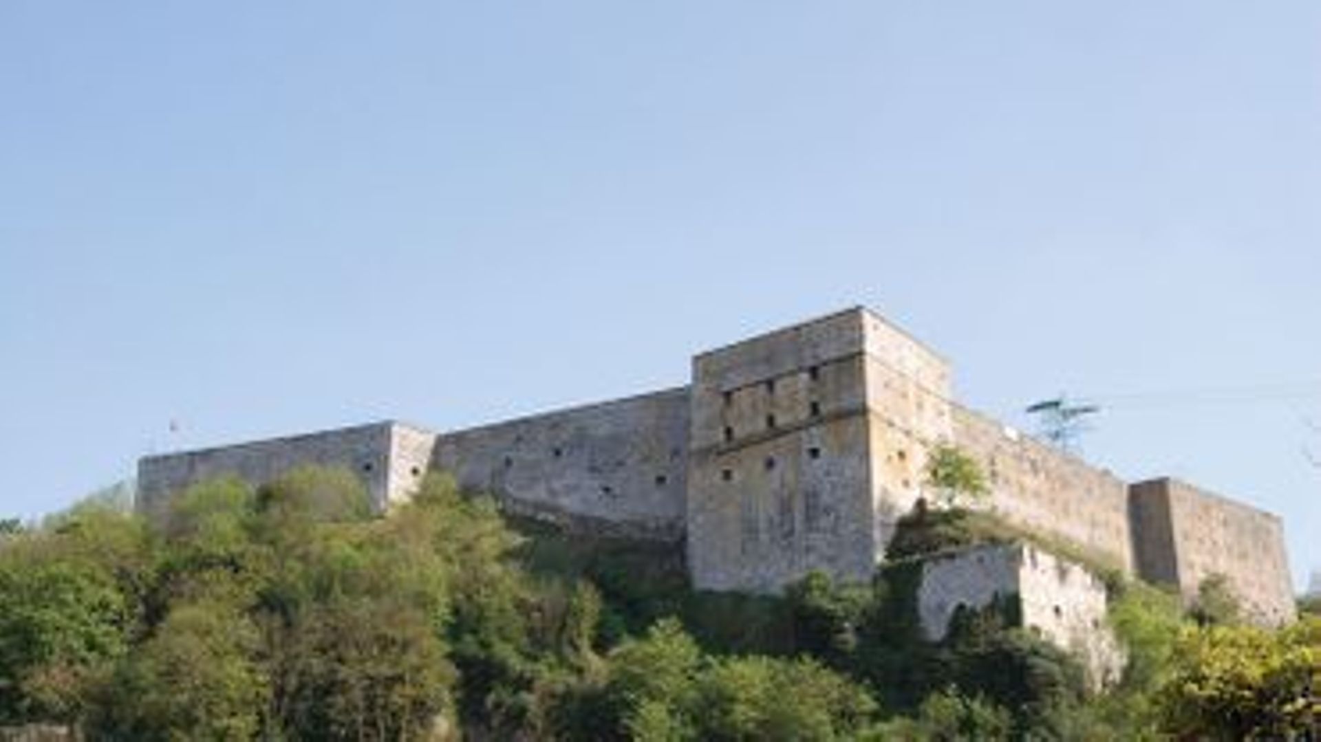 Le fort de Huy sera-t-il un jour reconnu comme mémorial national ...