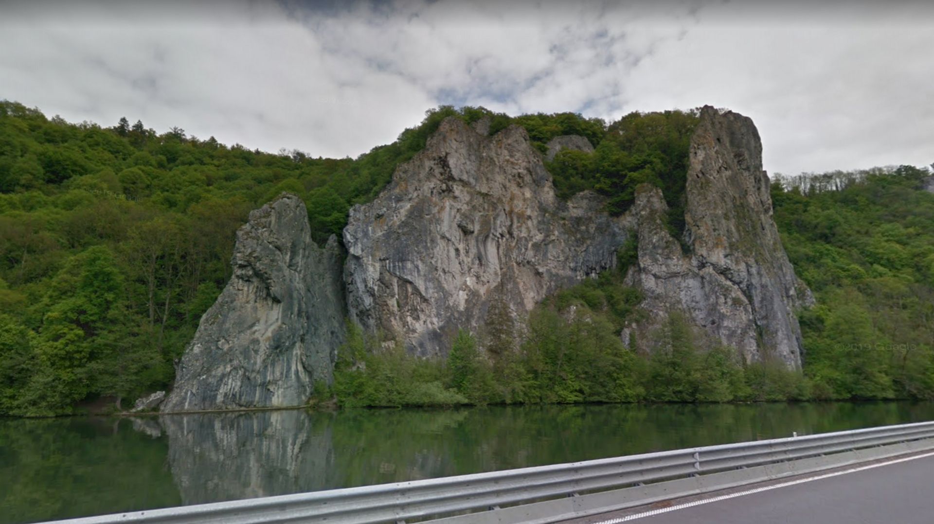 Chute aux rochers de Freÿr : la thèse de l'accident privilégiée - RTBF ...