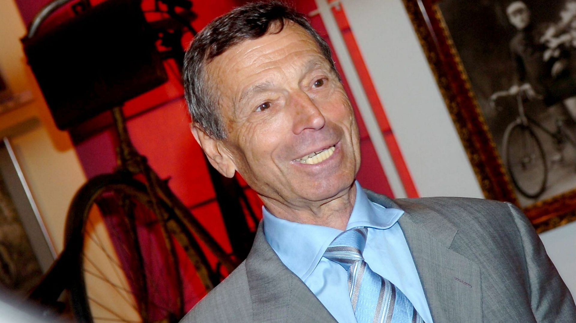 Les hommages des 'grands' à Rik Van Looy : Merckx salue 'un rival ...