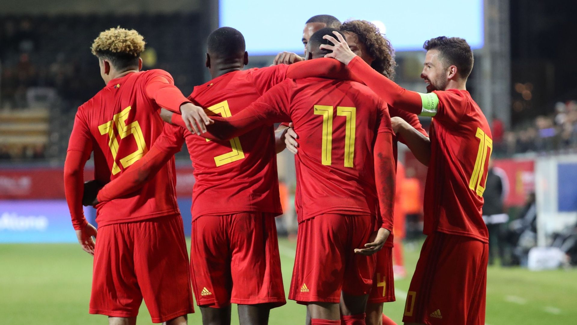 Les Diablotins disposent de la Hongrie et continuent à faire la course ...