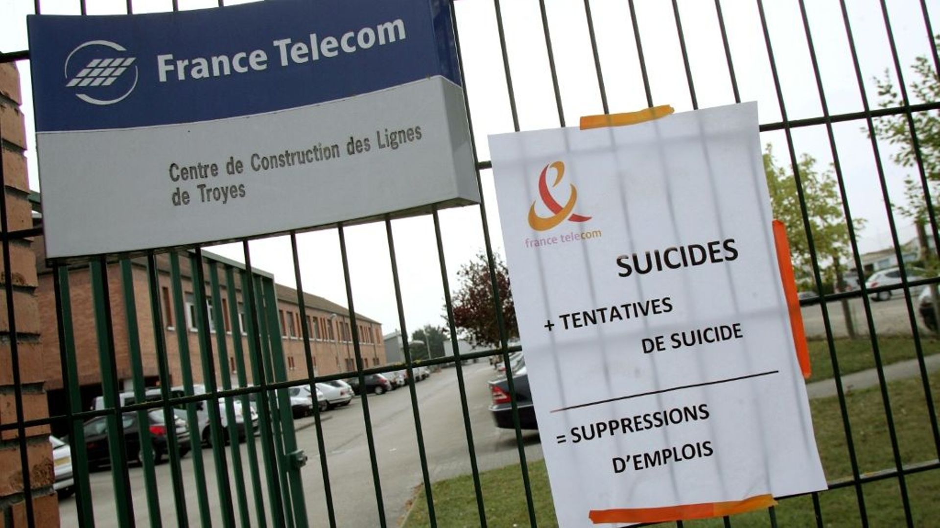 Dix ans après les suicides à France Télécom, les ex-dirigeants au ...