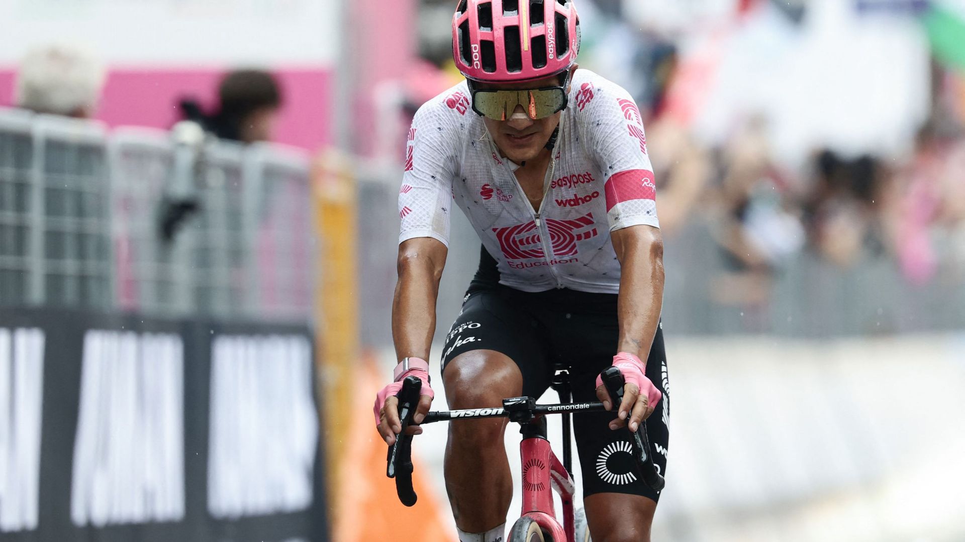 Tour de France 2025, 1re étape : Jasper Philipsen triomphe des cassures et fait coup double à ...